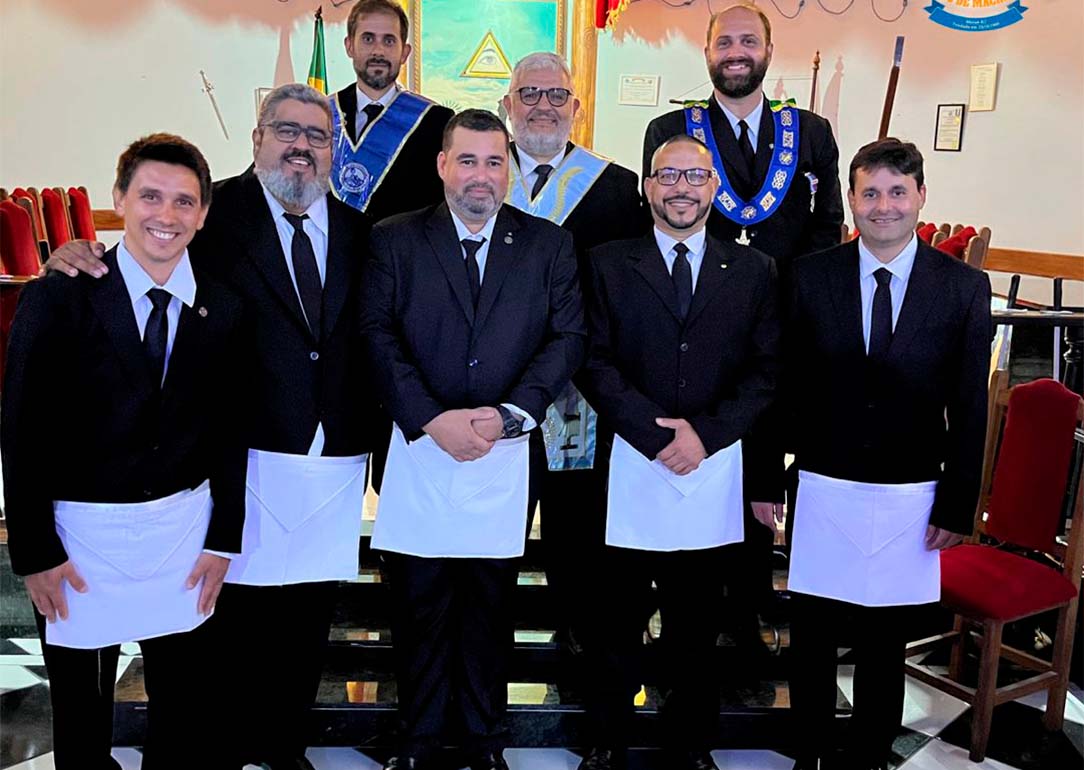 Grande Oriente do Brasil - No dia 09 de novembro, a coluna do sul da ...